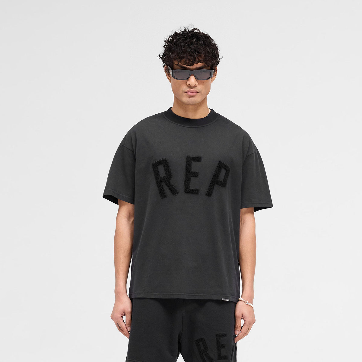 Rep Applique T-Shirt - Off Black | REPRESENT